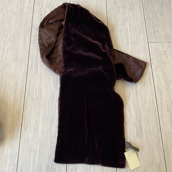 Echo | Accessories | Stunning Brown Velvet Scarf Tag Still Attached ...